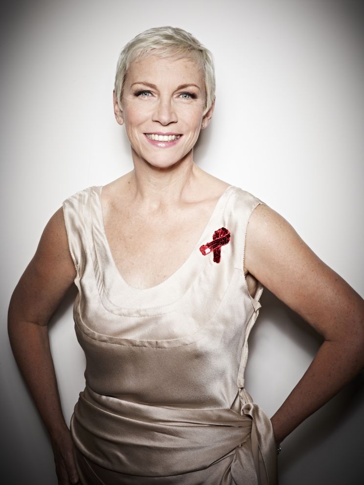 Annie Lennox's Biography - Wall Of Celebrities Annie Lennox's Biography - Wall Of Celebrities