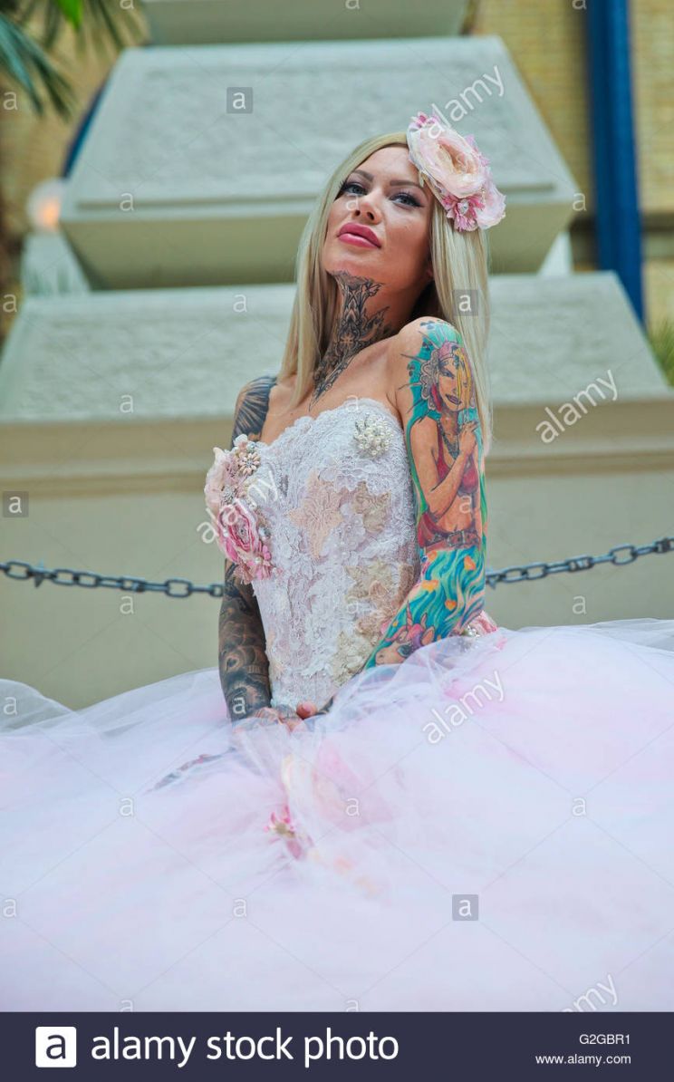 Pictures Of Becky Holt