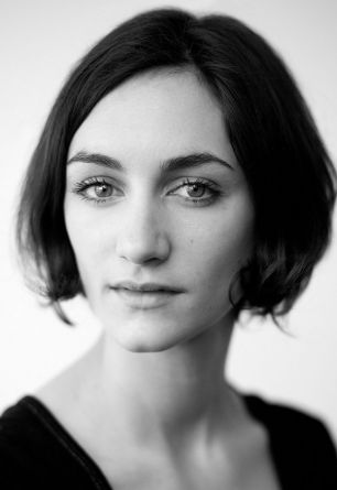 Cara Horgan's Biography - Wall Of Celebrities