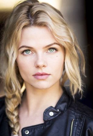 Jerry-Jane Pears's Biography - Wall Of Celebrities