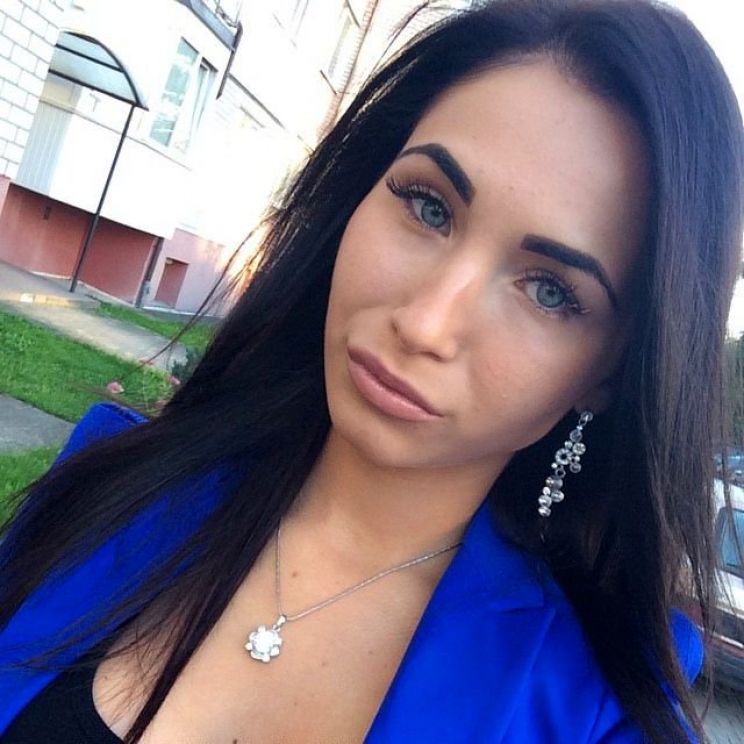 Pictures Of Katalina Mills