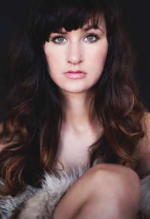 Katelyn Pearce's Biography - Wall Of Celebrities