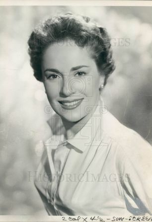 Mary LaRoche's Biography - Wall Of Celebrities