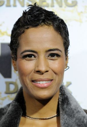 Nadia Wayans's Biography - Wall Of Celebrities