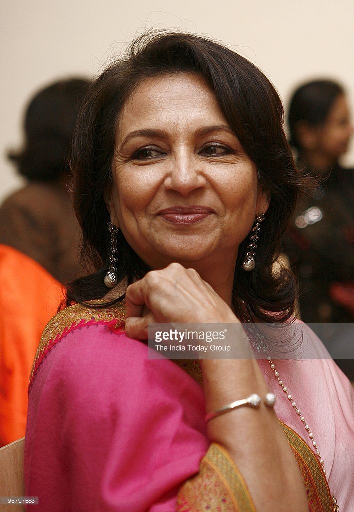 Pictures of Sharmila Tagore